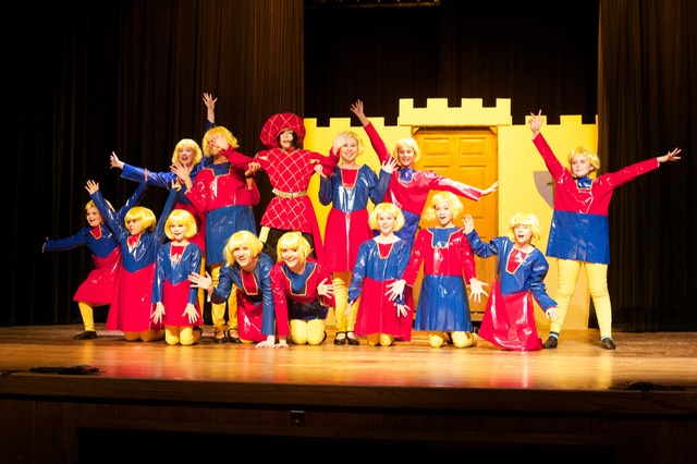 Shrek 10 | SHOWTIME THEATRE | Showtime Theatre